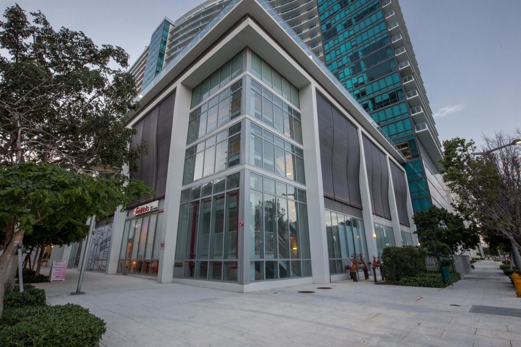 detail — FlexFacades by Structurflex