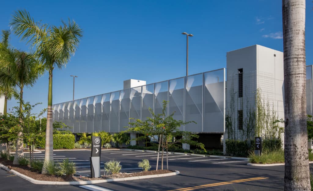 4V4A1782 — FlexFacades by Structurflex